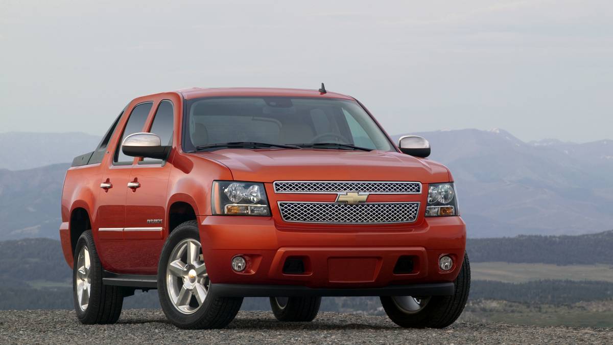 Chevrolet Avalanche: Review, Pricing, Photos, and Specs