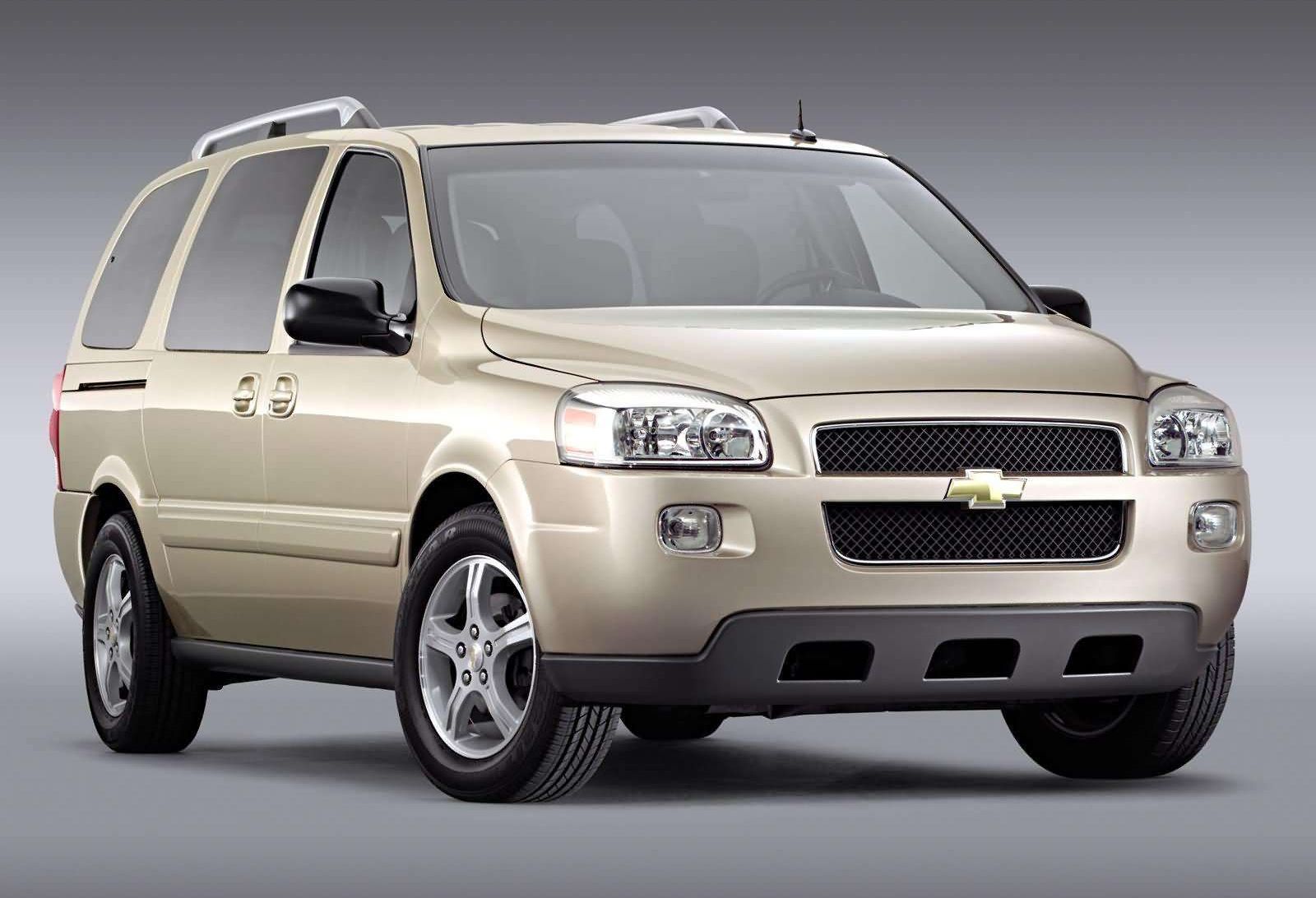 Chevrolet Uplander: Review, Pricing, Photos, and Specs