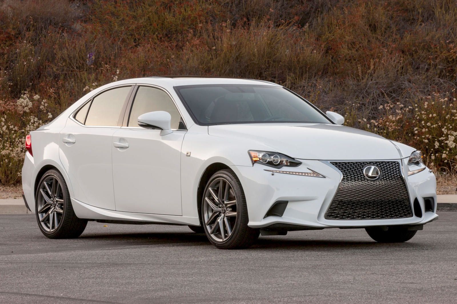 2016 Lexus IS Exterior Photos