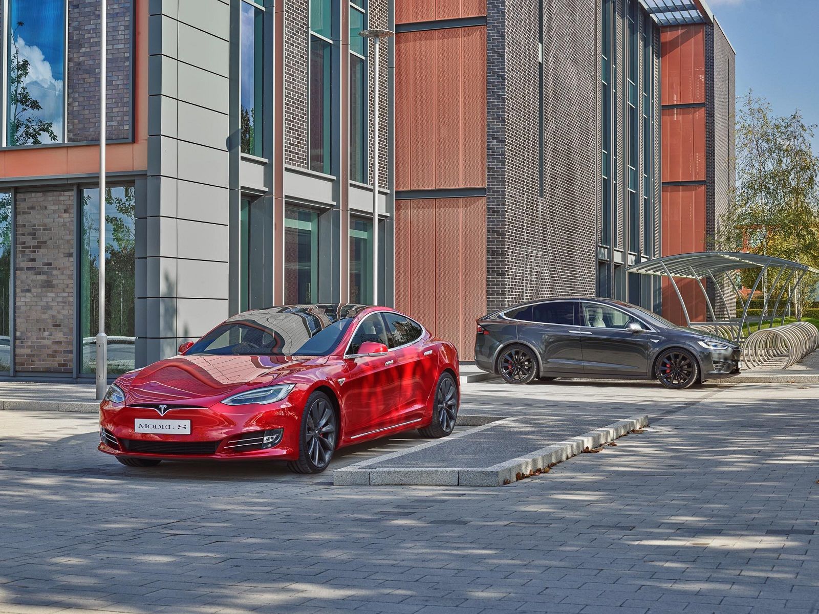 Tesla On Target For Record Deliveries