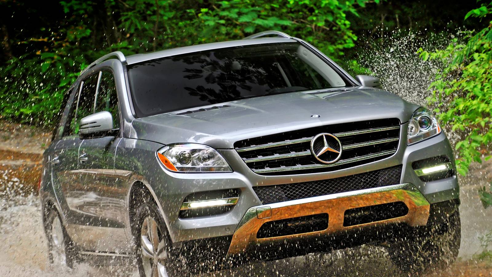 Mercedes-Benz M-Class Generations: All Model Years | CarBuzz