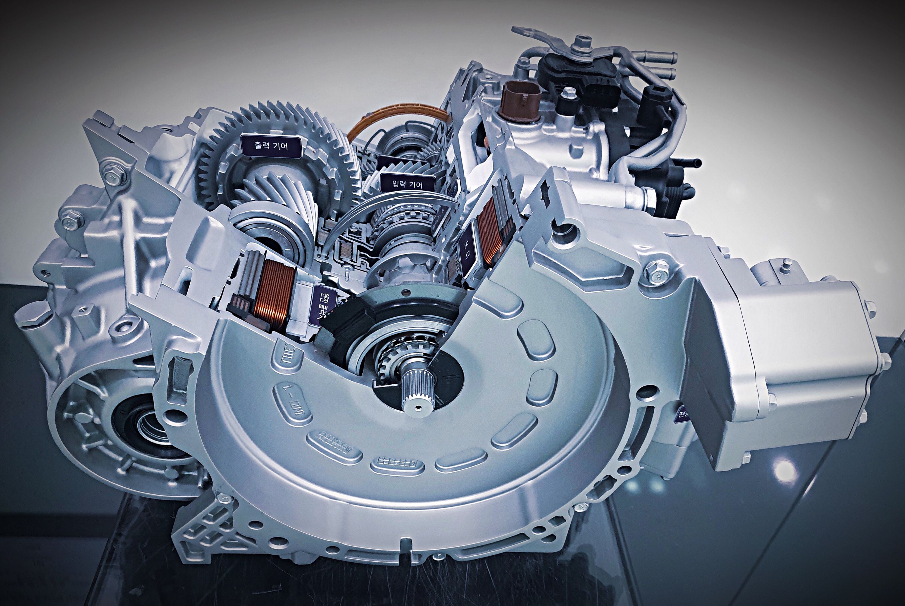 Hyundai Reveals Brand New Transmission Technology