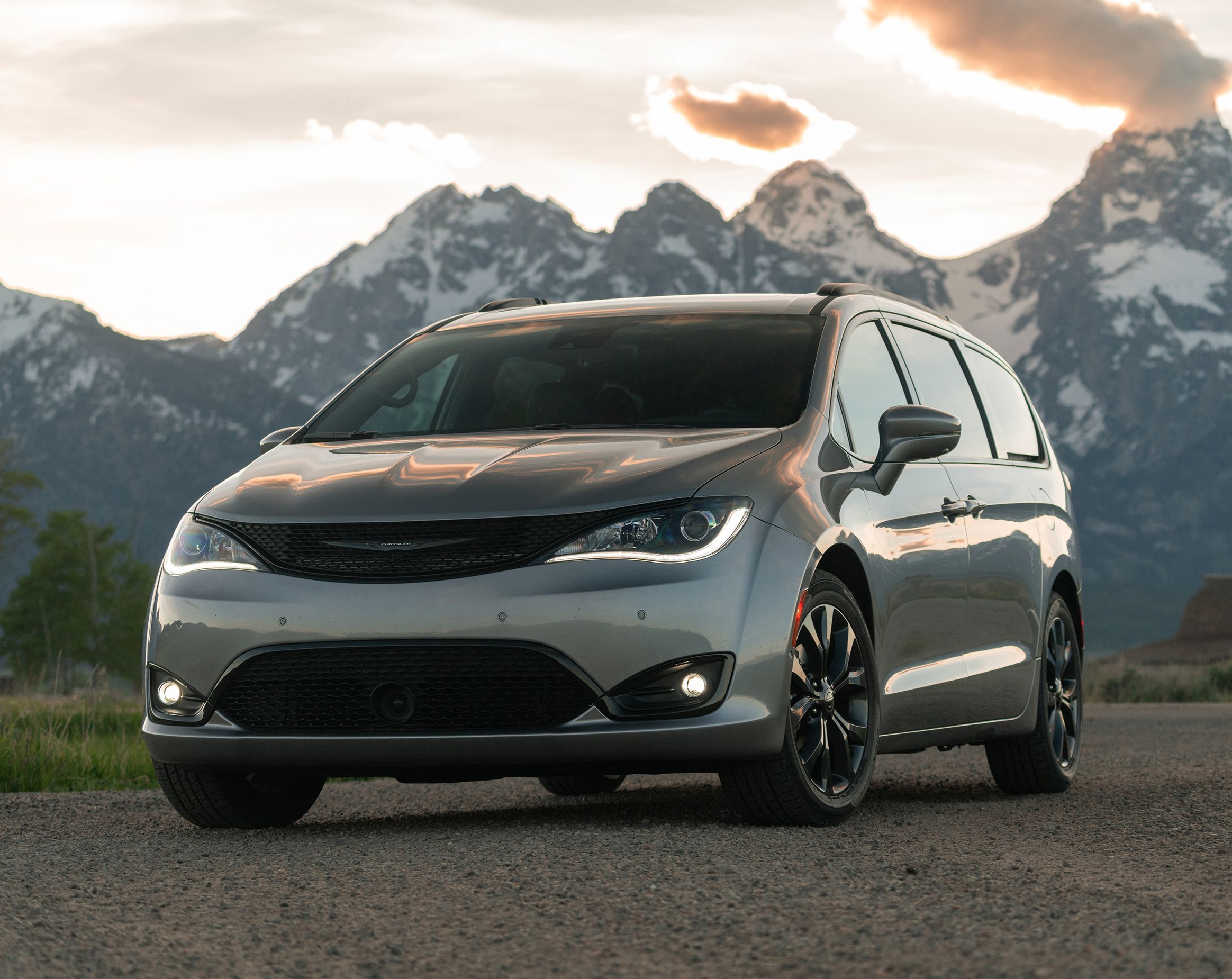 2020 Chrysler Pacifica Costs A Lot More Than Voyager