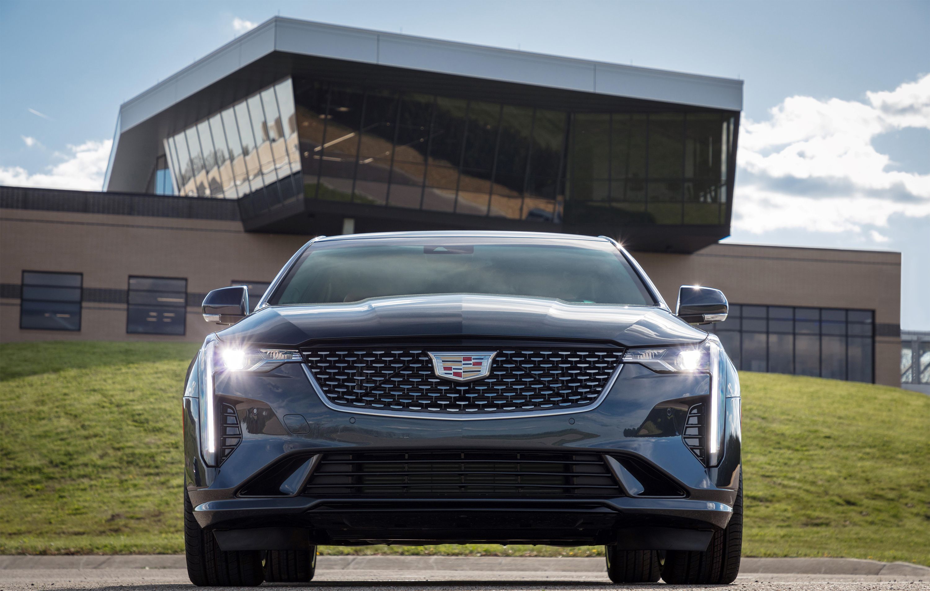 The Cheapest Cadillac Is The Last American-Made Car Of Its Kind ...