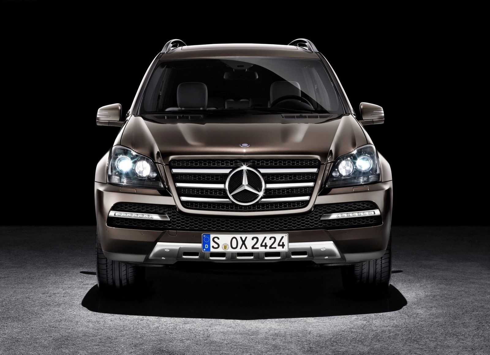 2012 Mercedes-Benz GL-Class Pricing, Photos & Specs