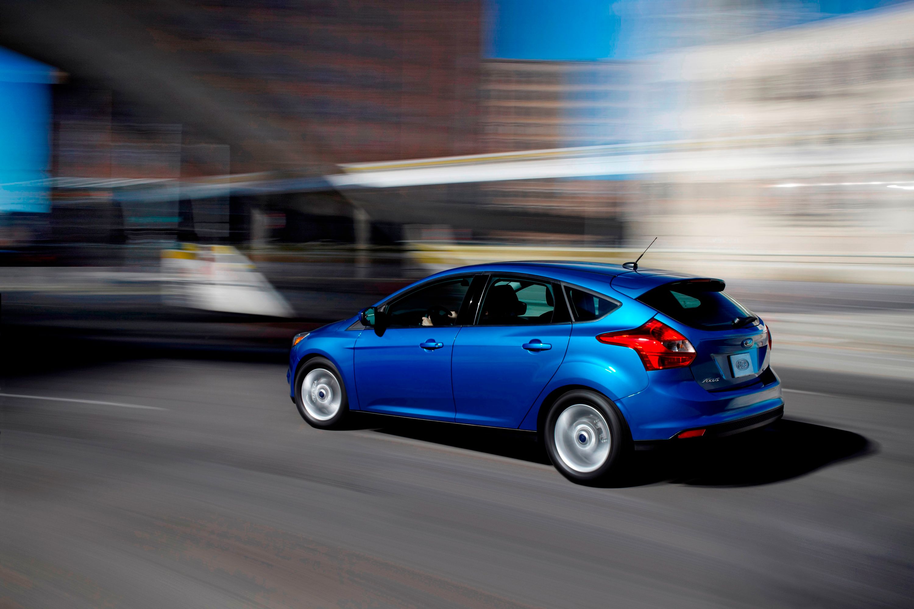 2014 Ford Focus Hatchback Specs & Trims
