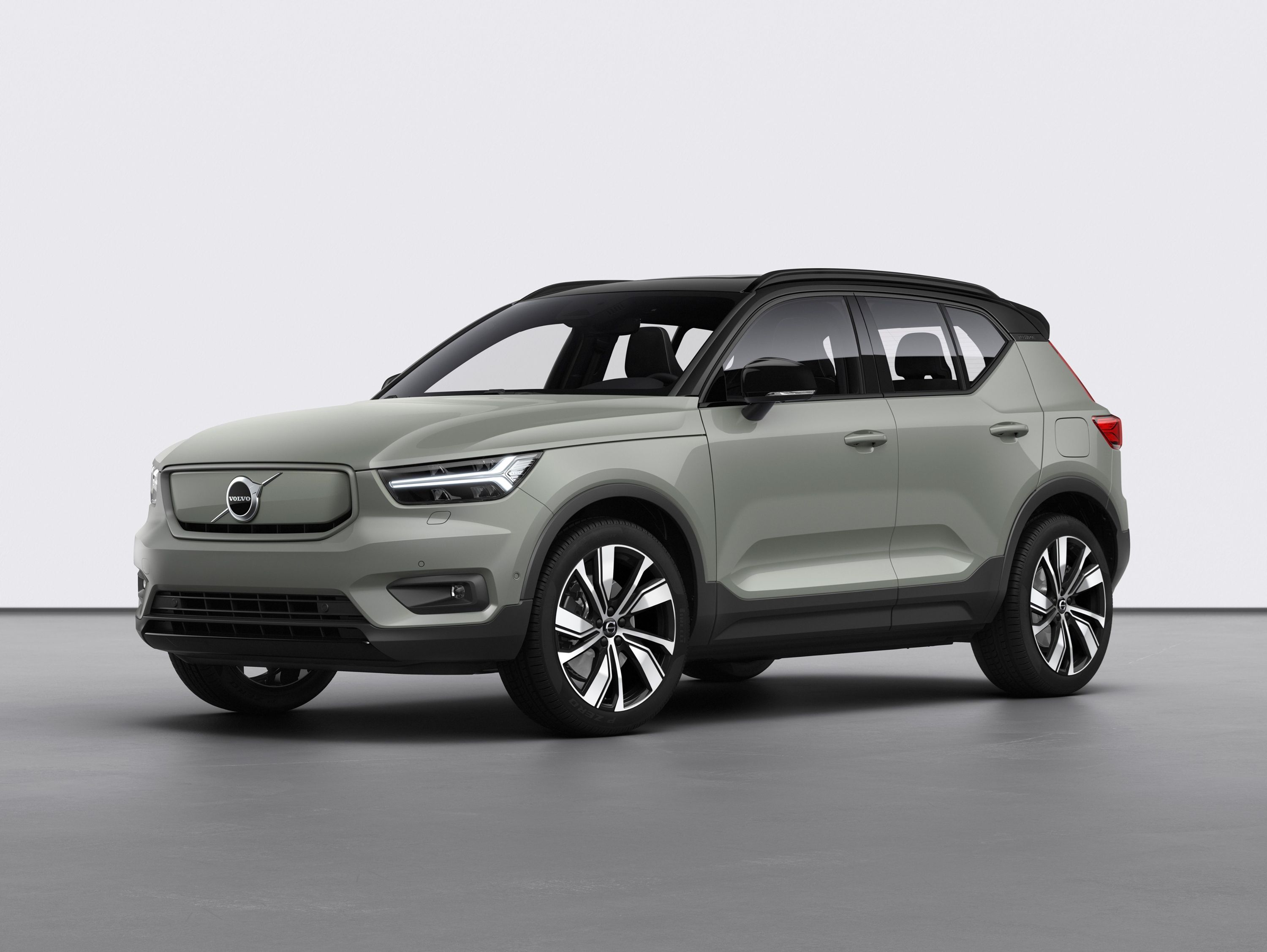 2021 Volvo XC40 Recharge First Look Review 400 HP Electric Punch