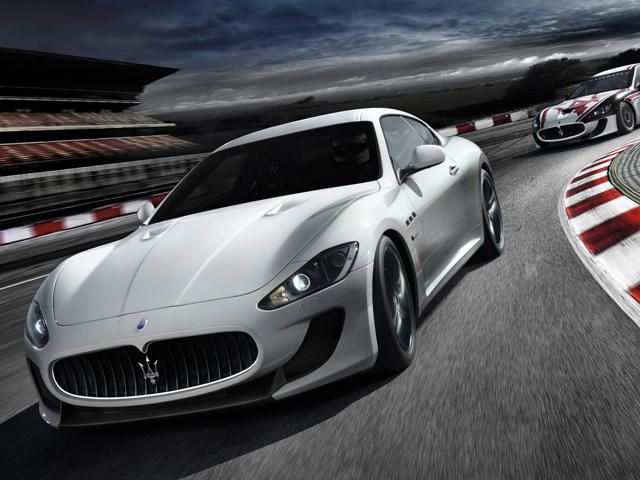 Lionel Messi Drives a Maserati GranTurismo MC Stradale