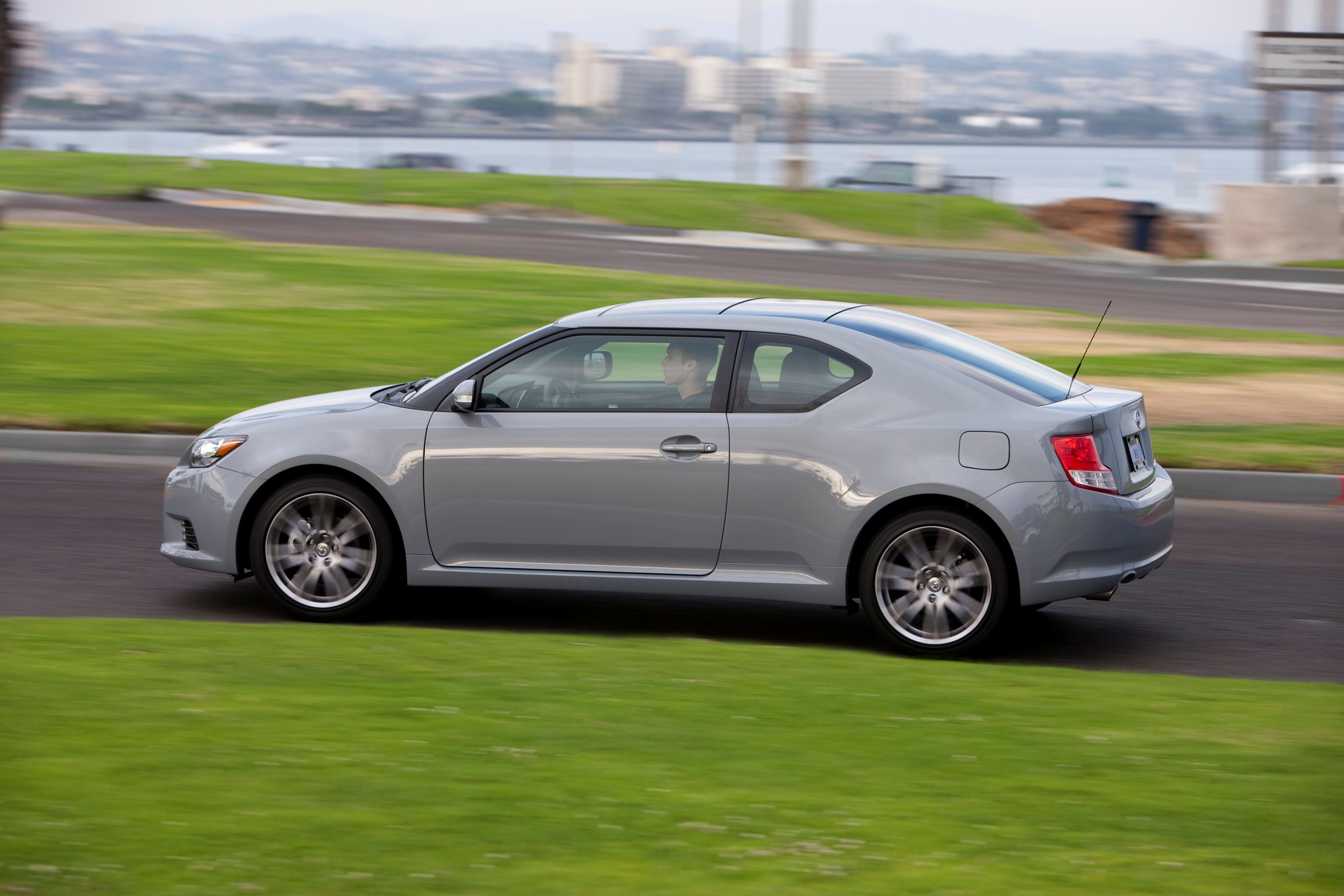 2013 Scion tC Exterior Photos