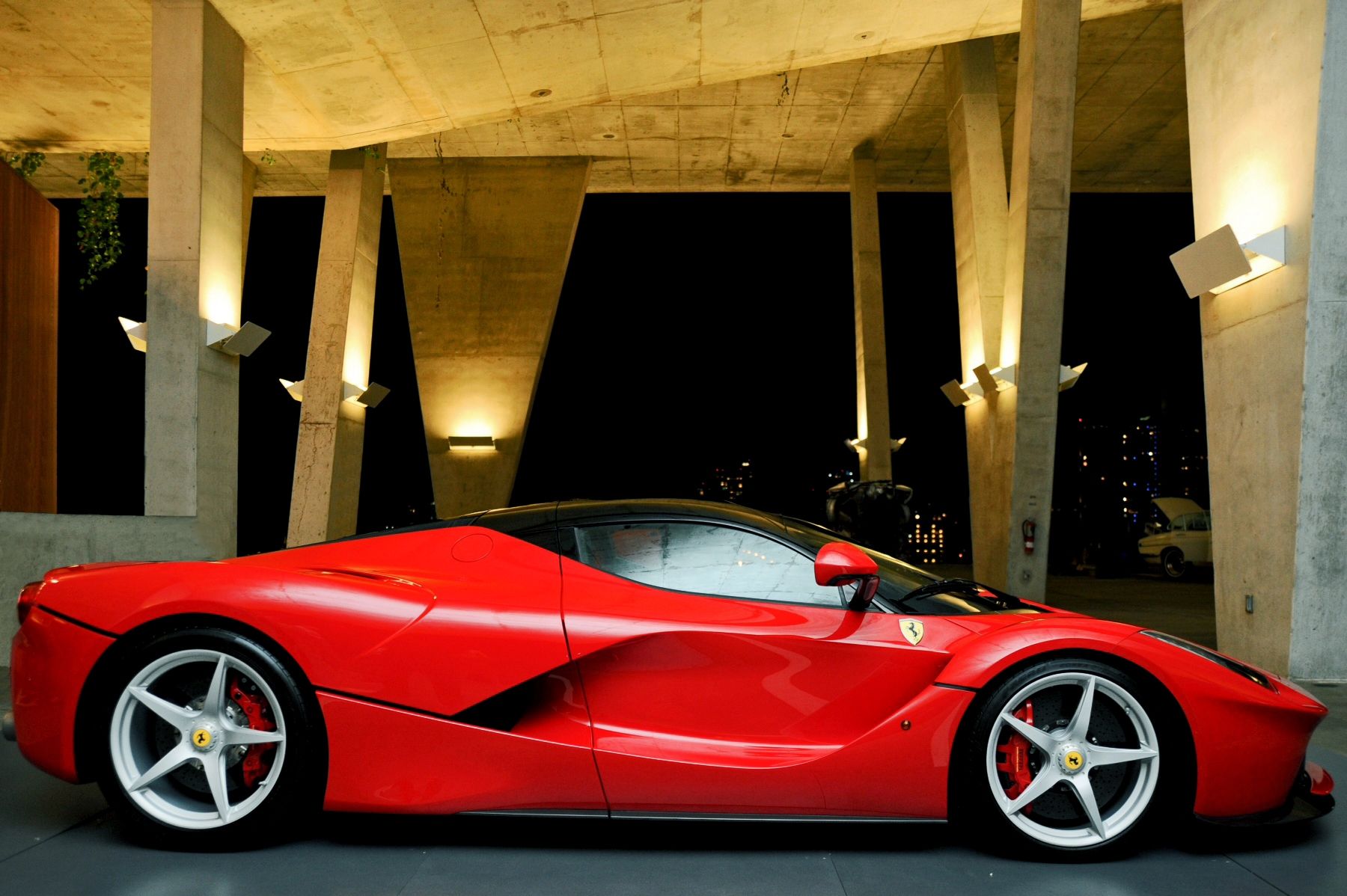 Laferrari Side View Just Unveiled, The New Ferrari F80 Is The