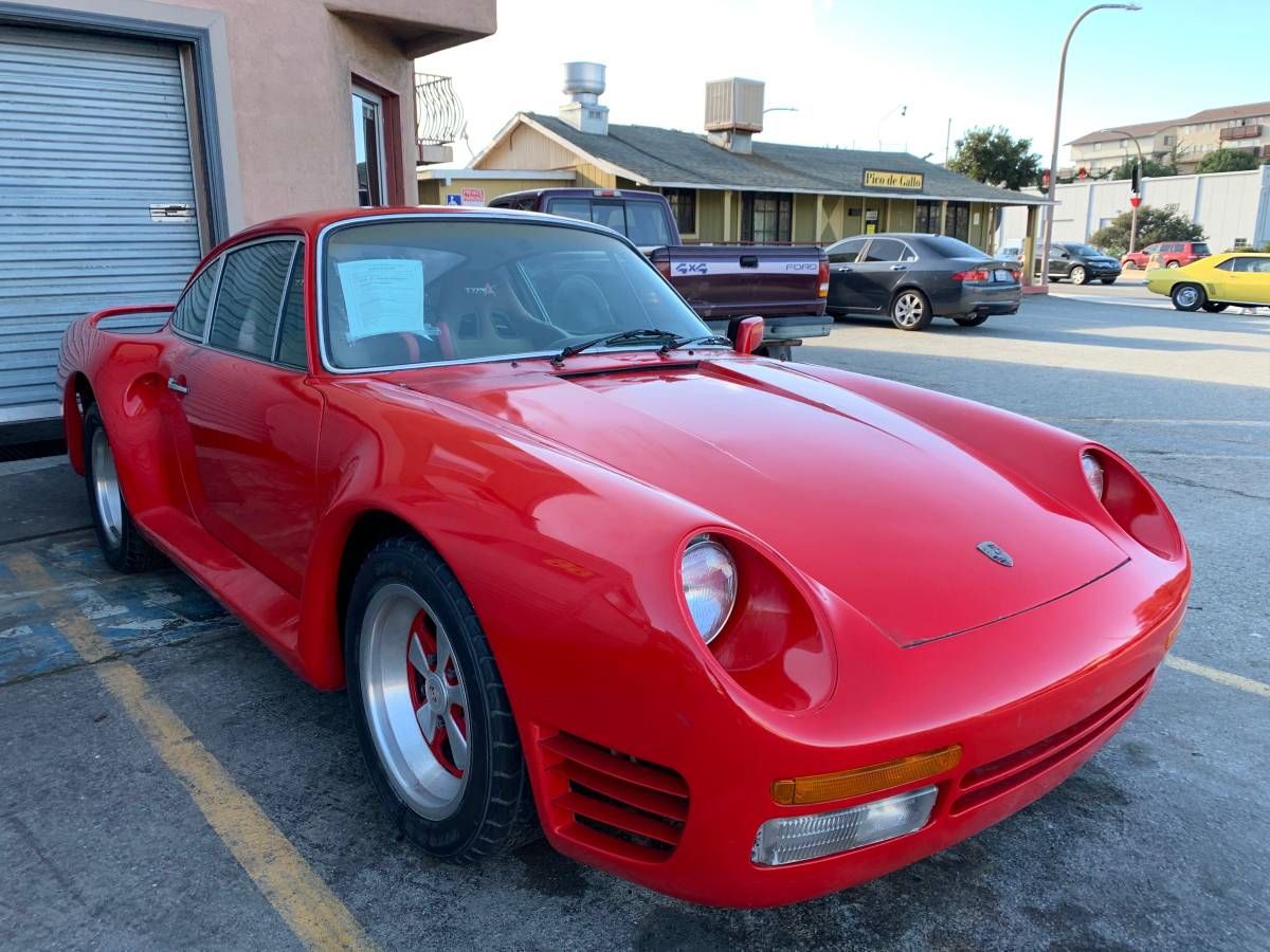 This Fake Porsche 959 Is Built On Something Very Special