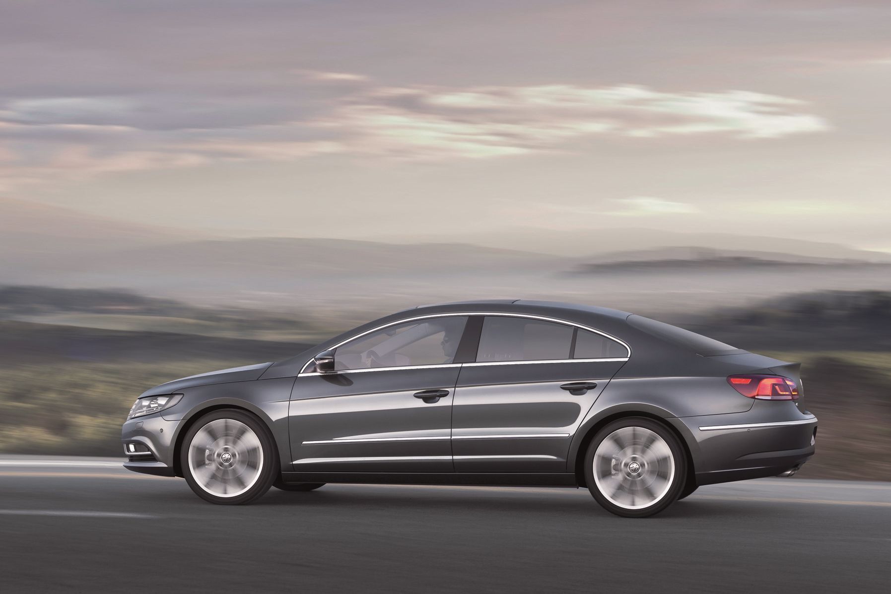 2013 Volkswagen CC Pricing, Photos & Specs