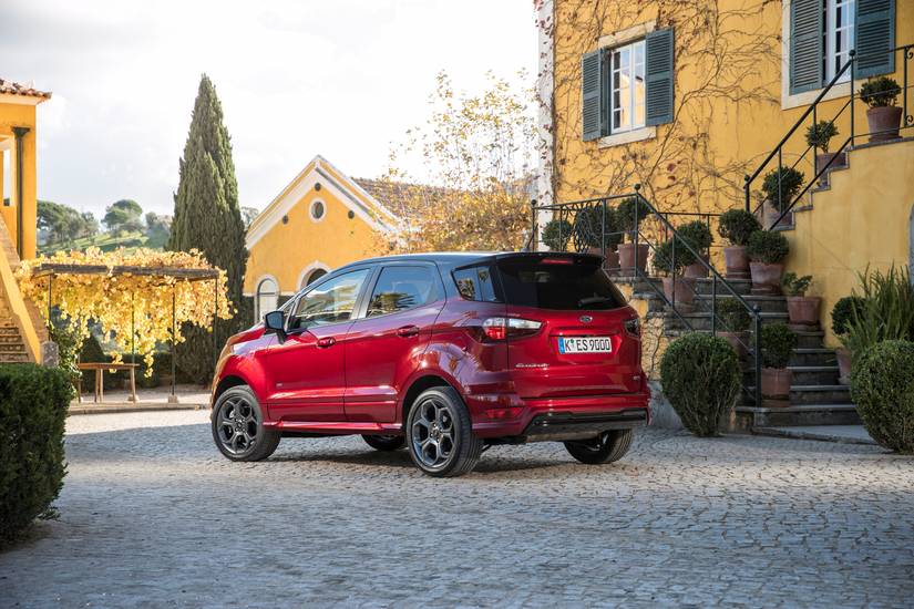 Ford EcoSport: Review, Pricing, Photos, and Specs