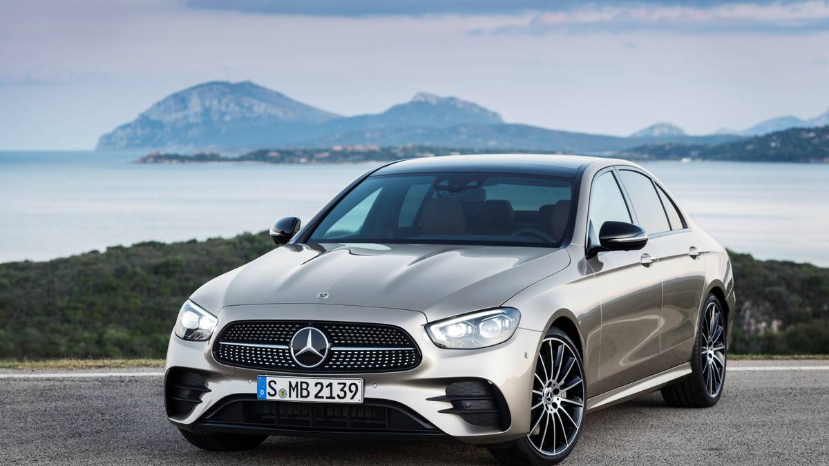 Mercedes-Benz E-Class Sedan: Review, Pricing, Photos, and Specs