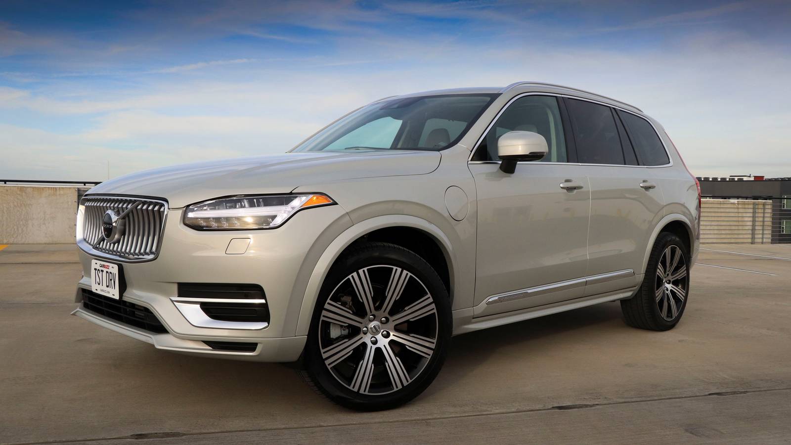 5 Reasons Why The Volvo XC90 Is The Perfect Road Trip Car