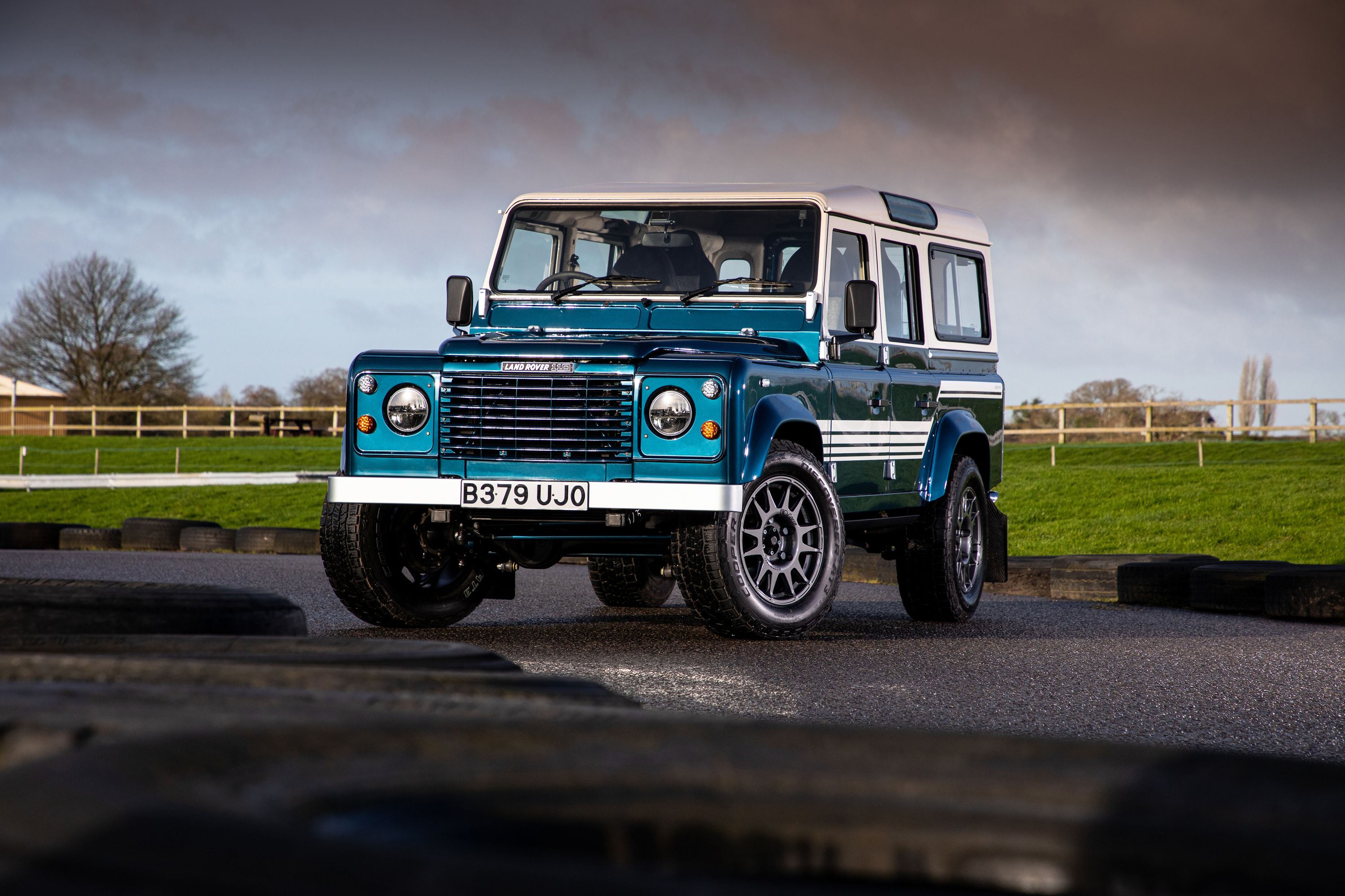 This Might Be The Ultimate Land Rover Defender Restomod