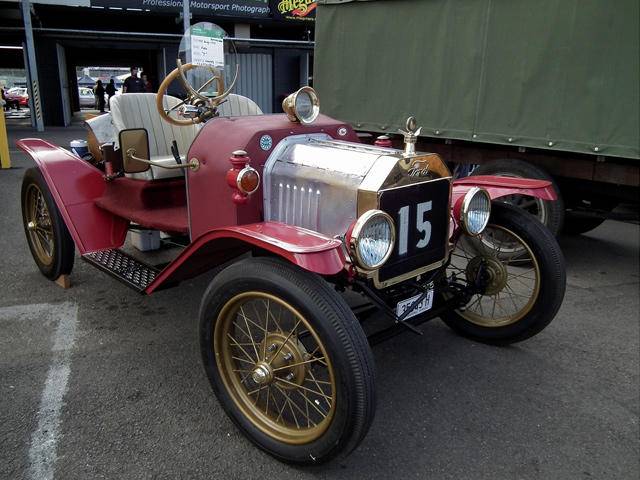 Cars That Changed The World: Ford Model T