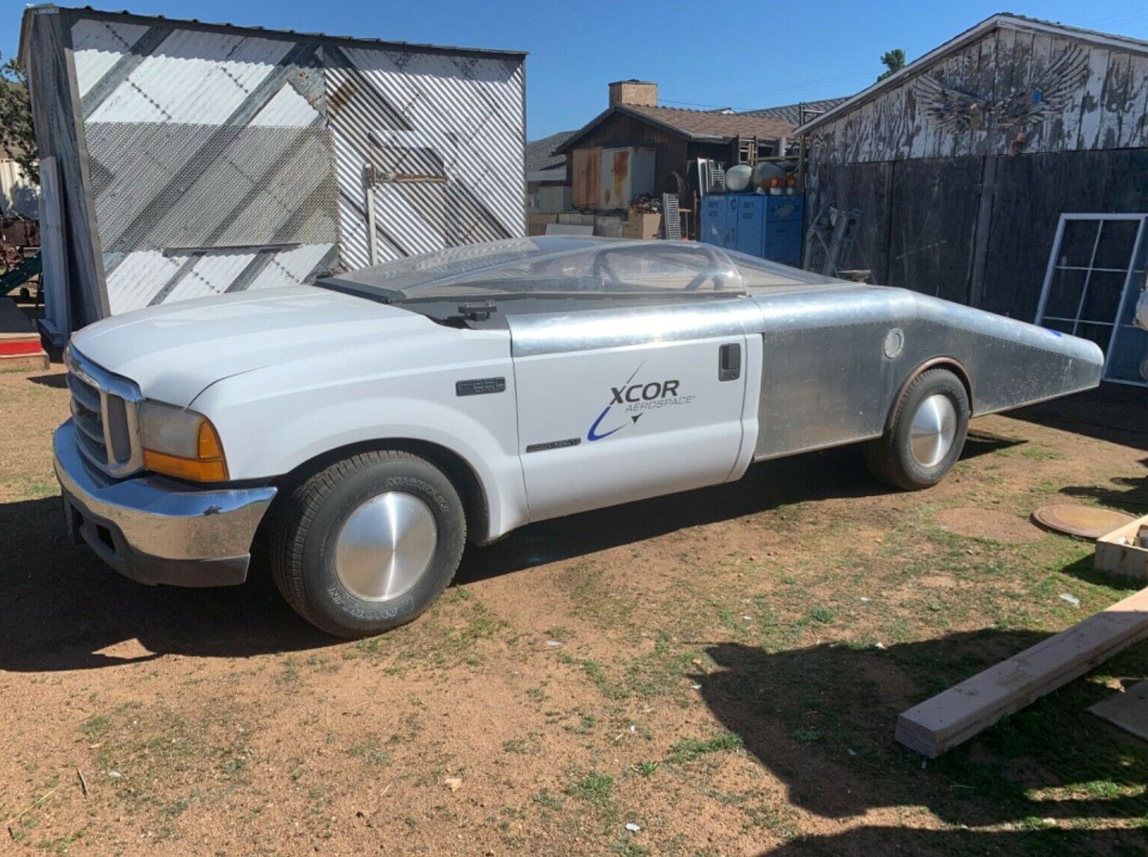 This Aerodynamic Bubble-Roof Ford F-250 Is Weird As It Gets