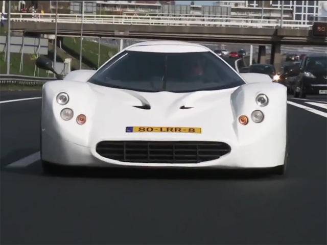 2011 Isis AM01
