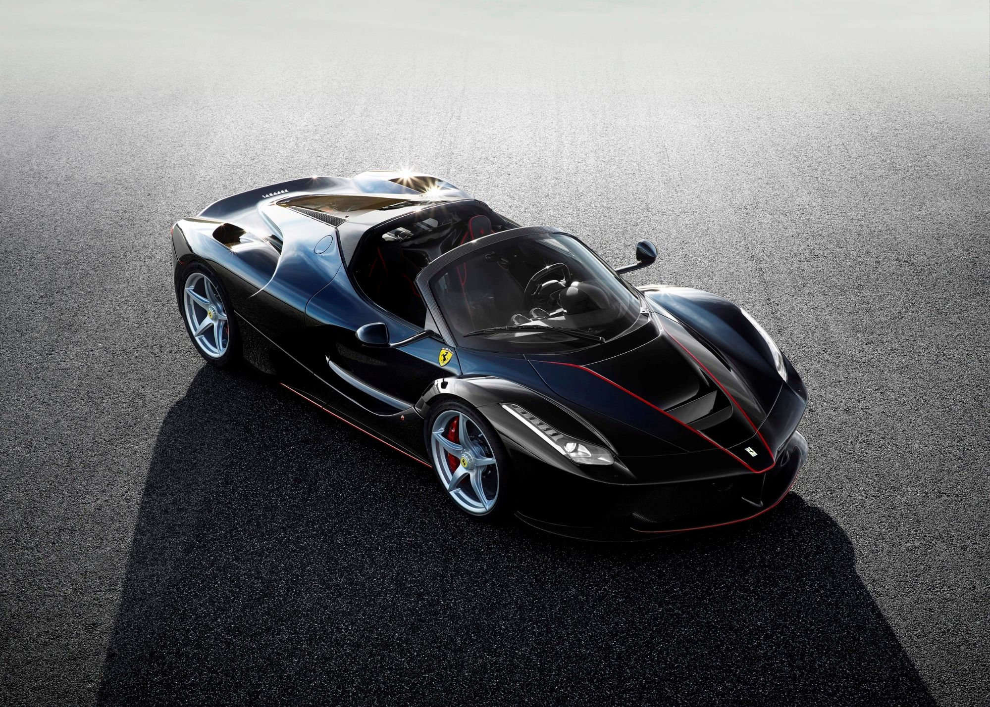 2018 Ferrari LaFerrari Aperta Pricing, Photos & Specs