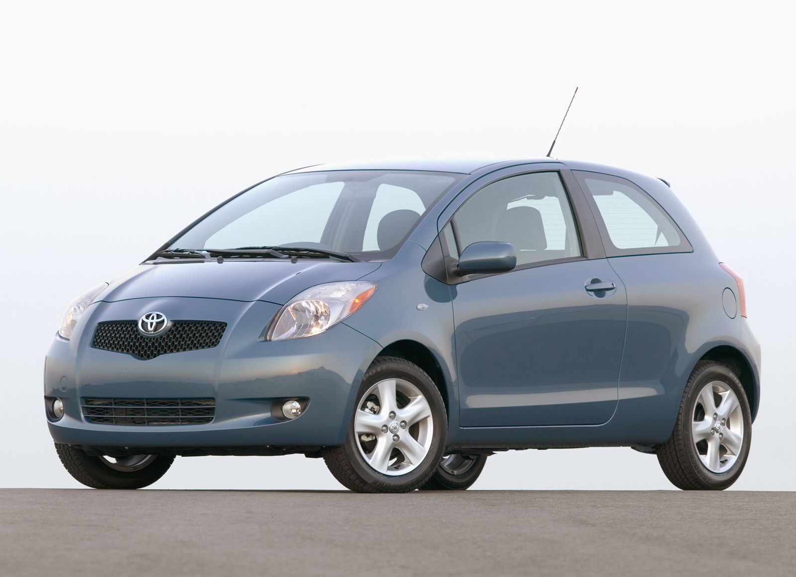 2008 Toyota Yaris Hatchback Specs & Trims