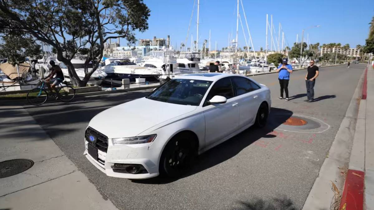 A Fake Cop Car Just Broke The Cannonball Record