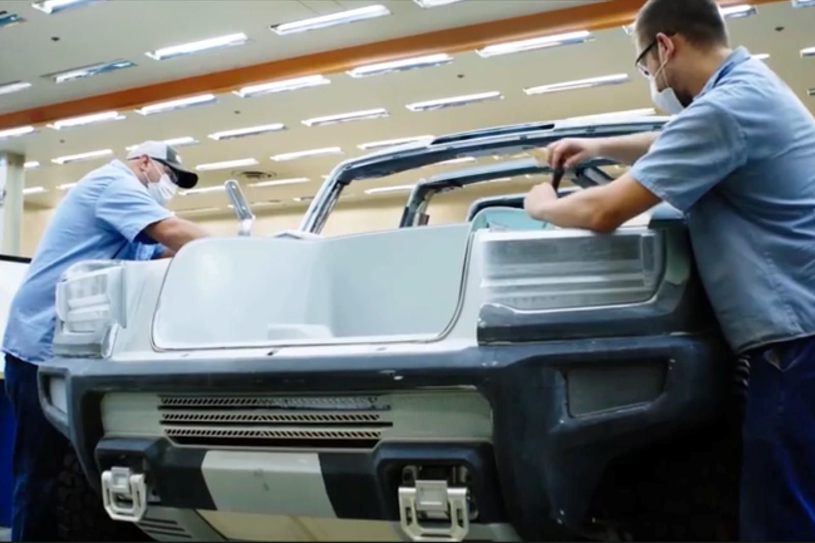 Everything You Need To Know About The GMC Hummer SUT