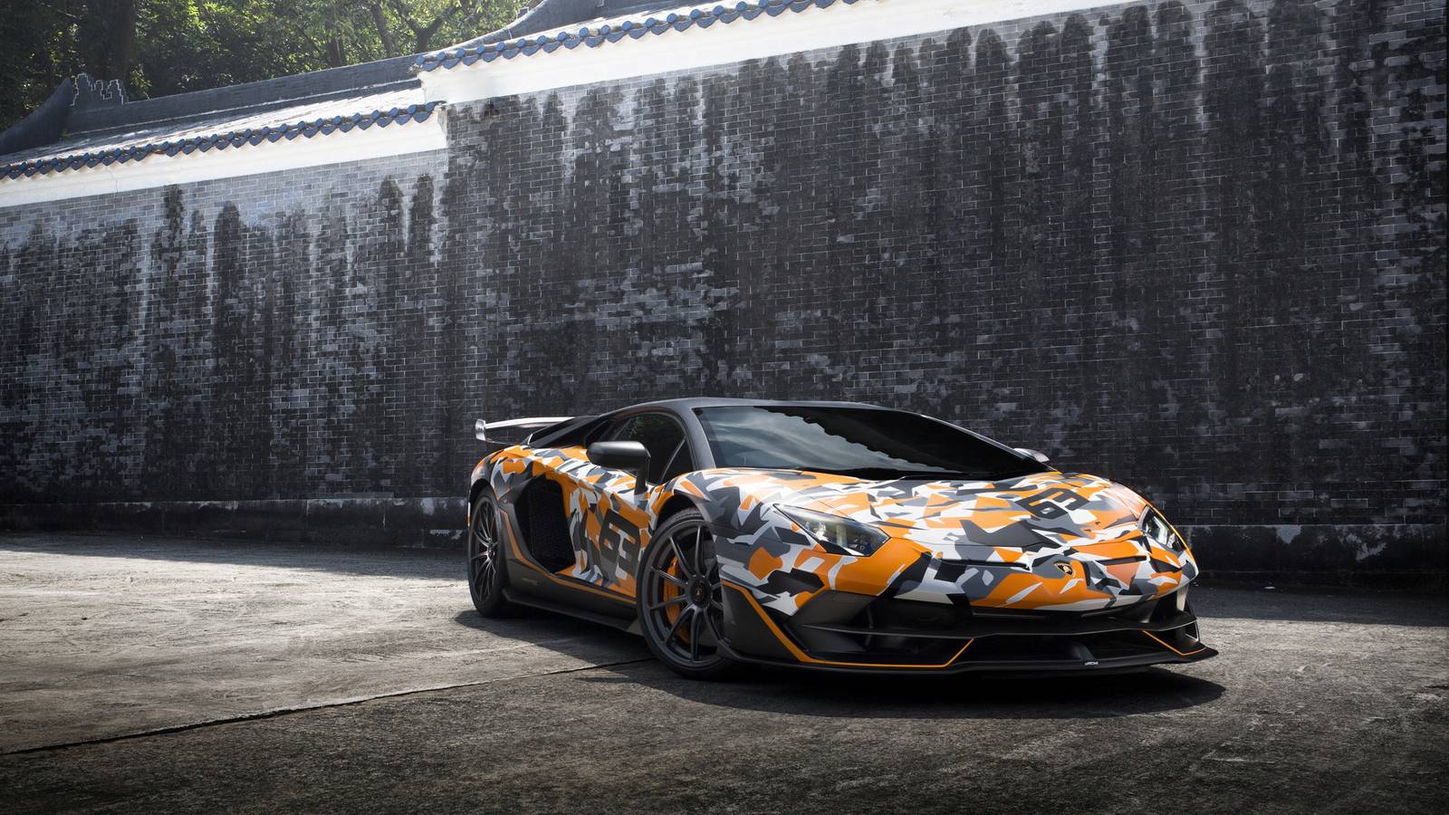 One-Off Lamborghini Aventador Celebrates Something Special