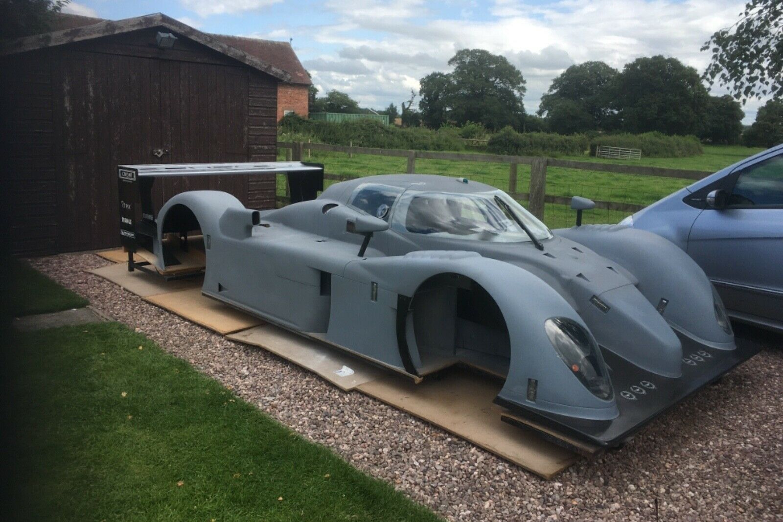 Someone Spent 6 Years Building His Own Bentley Speed 8 Race Car Replica