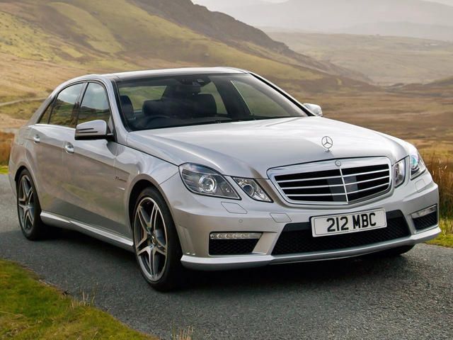 DRT: RENNtech E63 AMG vs. Tesla Model S