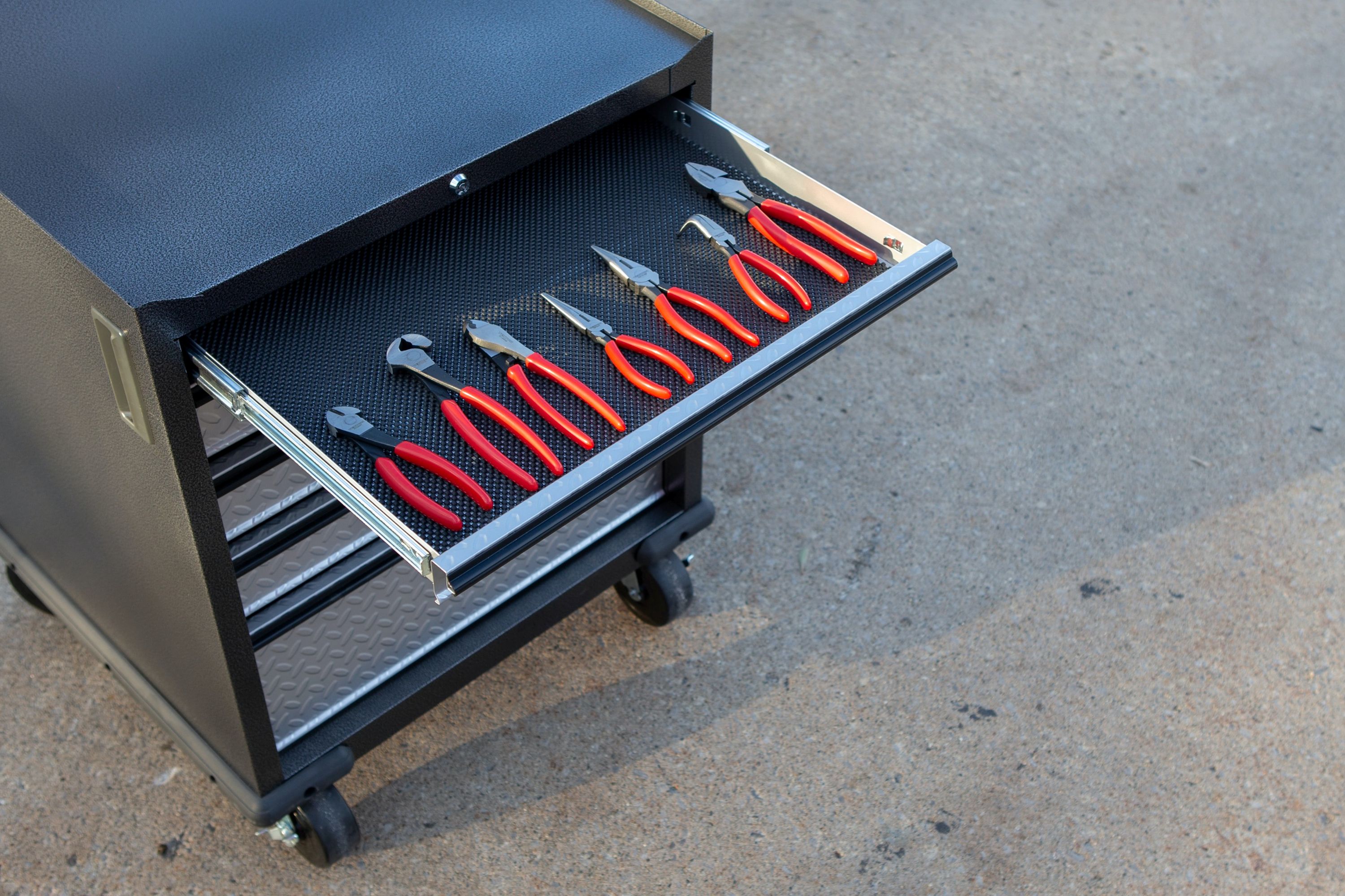 Garage Must-Haves for the Modern Gearhead