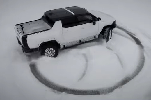 Hummer Snow What You Guys Think Of The New Electric Hummer EV? #hummer