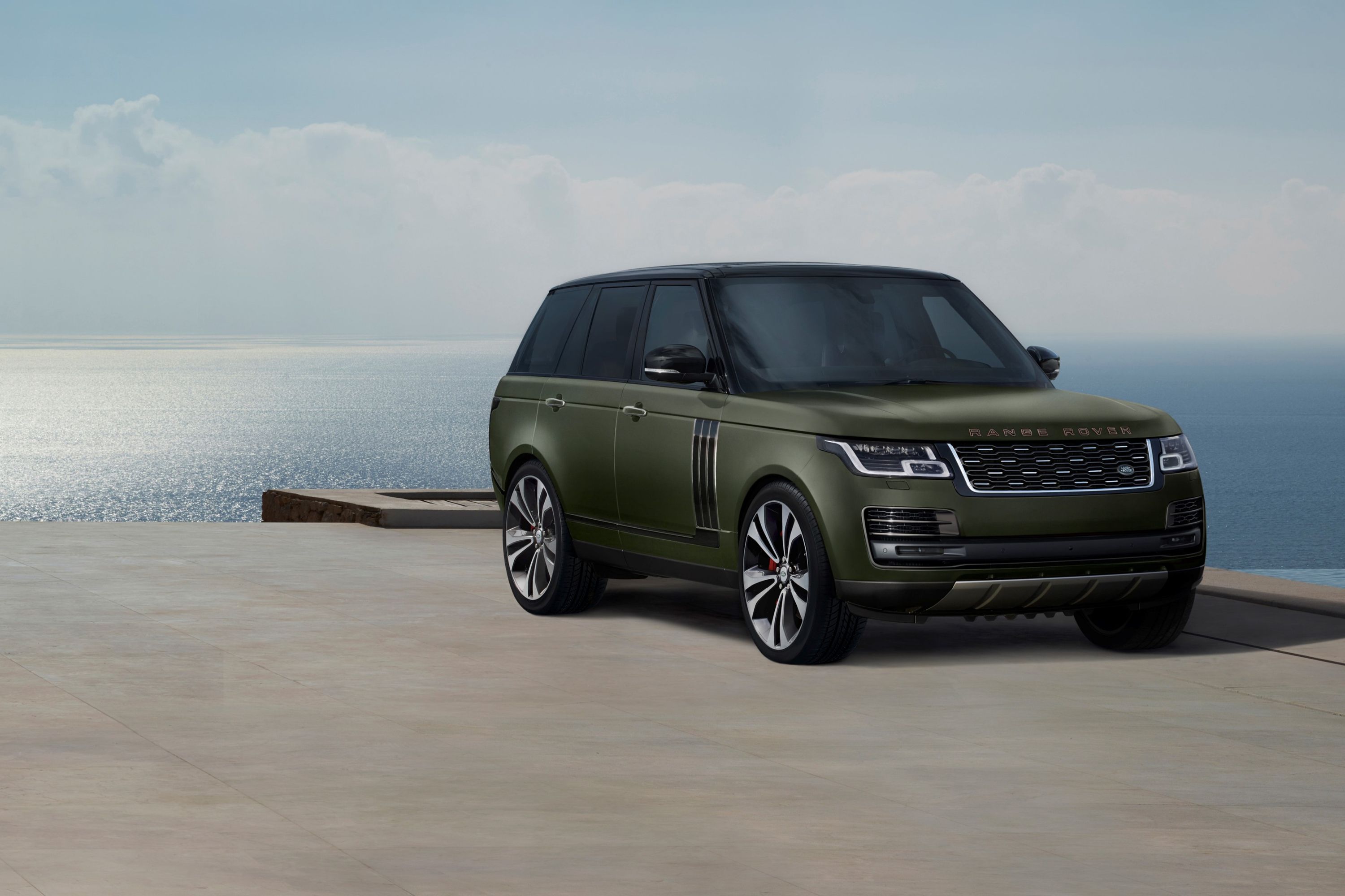 Range Rover Reveals SVAutobiography Ultimate Editions