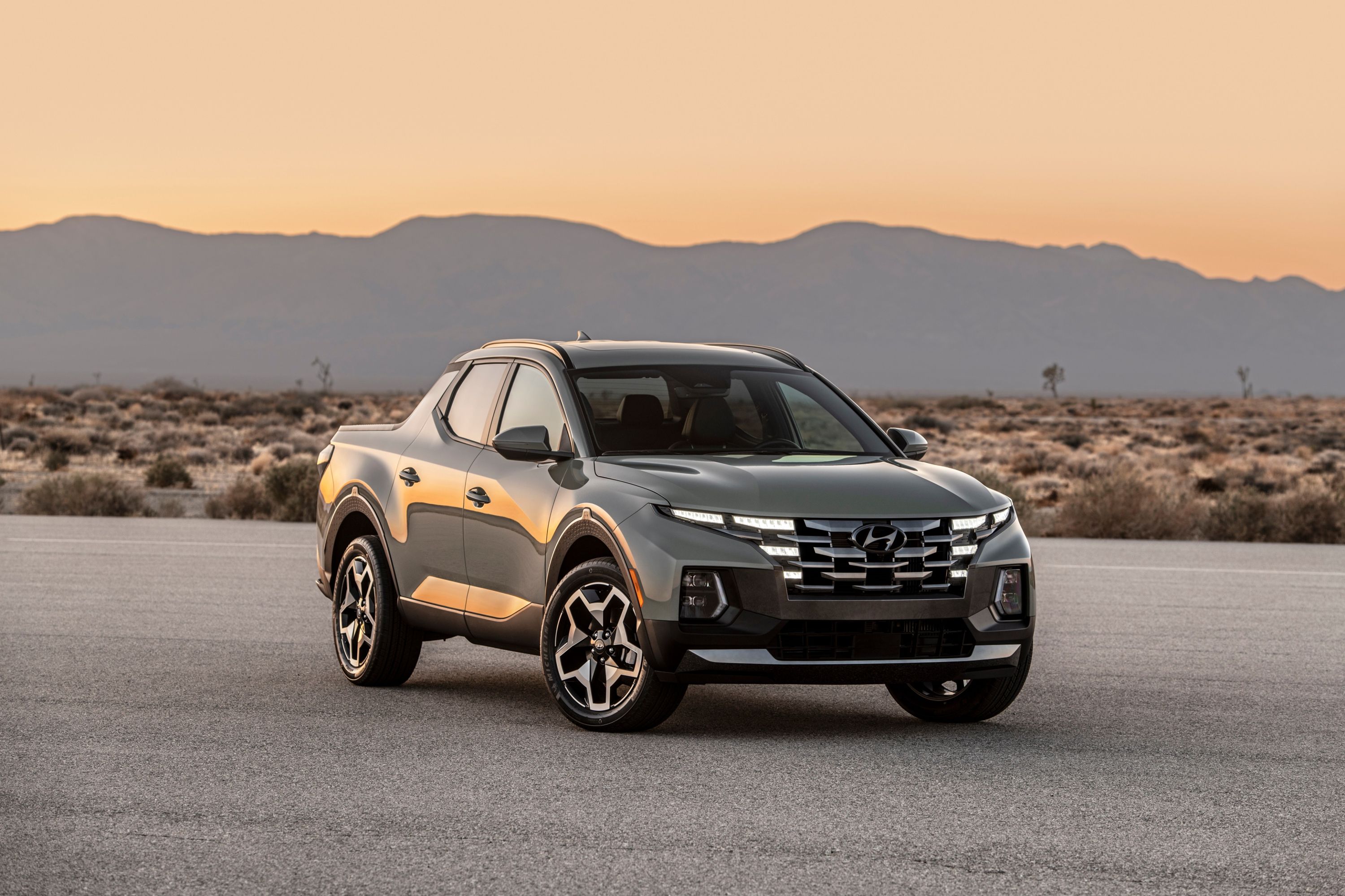 Hyundai Santa Cruz Revealed With Sharp Styling And Solid Performance