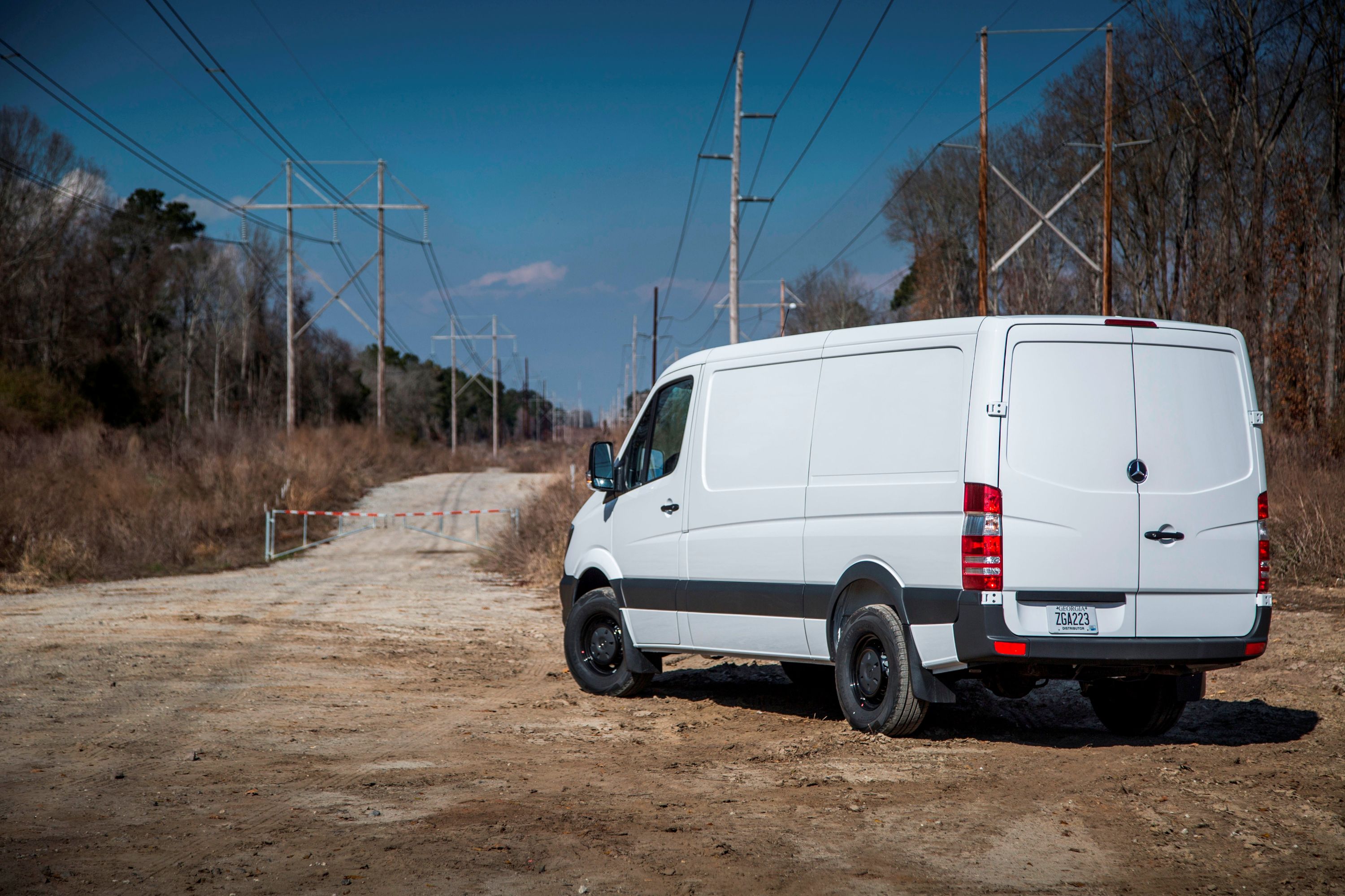 2018 Mercedes-Benz Sprinter Cargo Van Exterior Photos