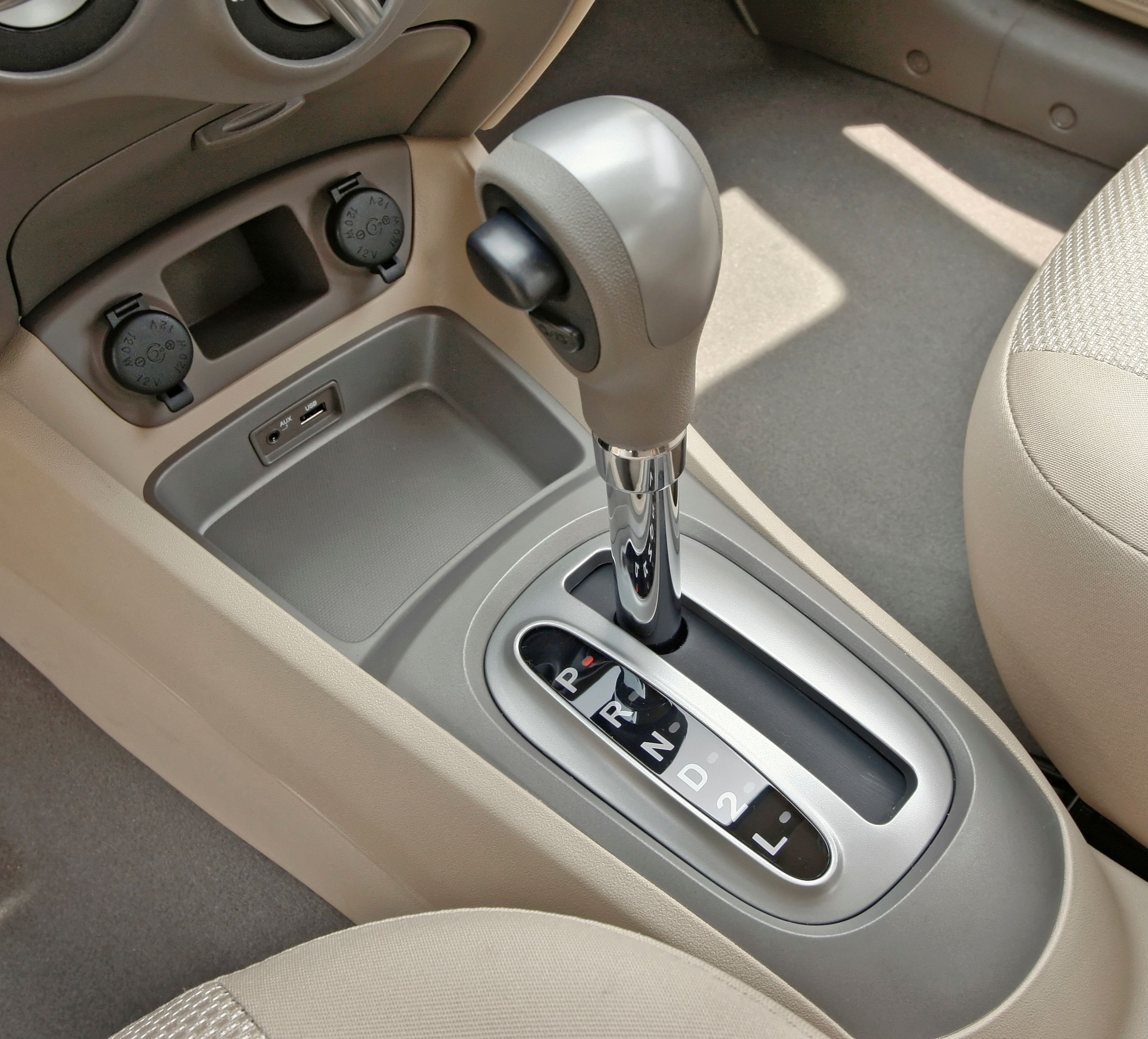 2010 Kia Rio5 Specs & Trims