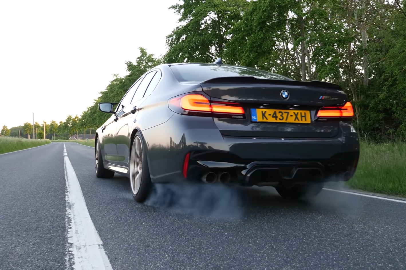 Watch The BMW M5 CS Crest 200 MPH On The Autobahn