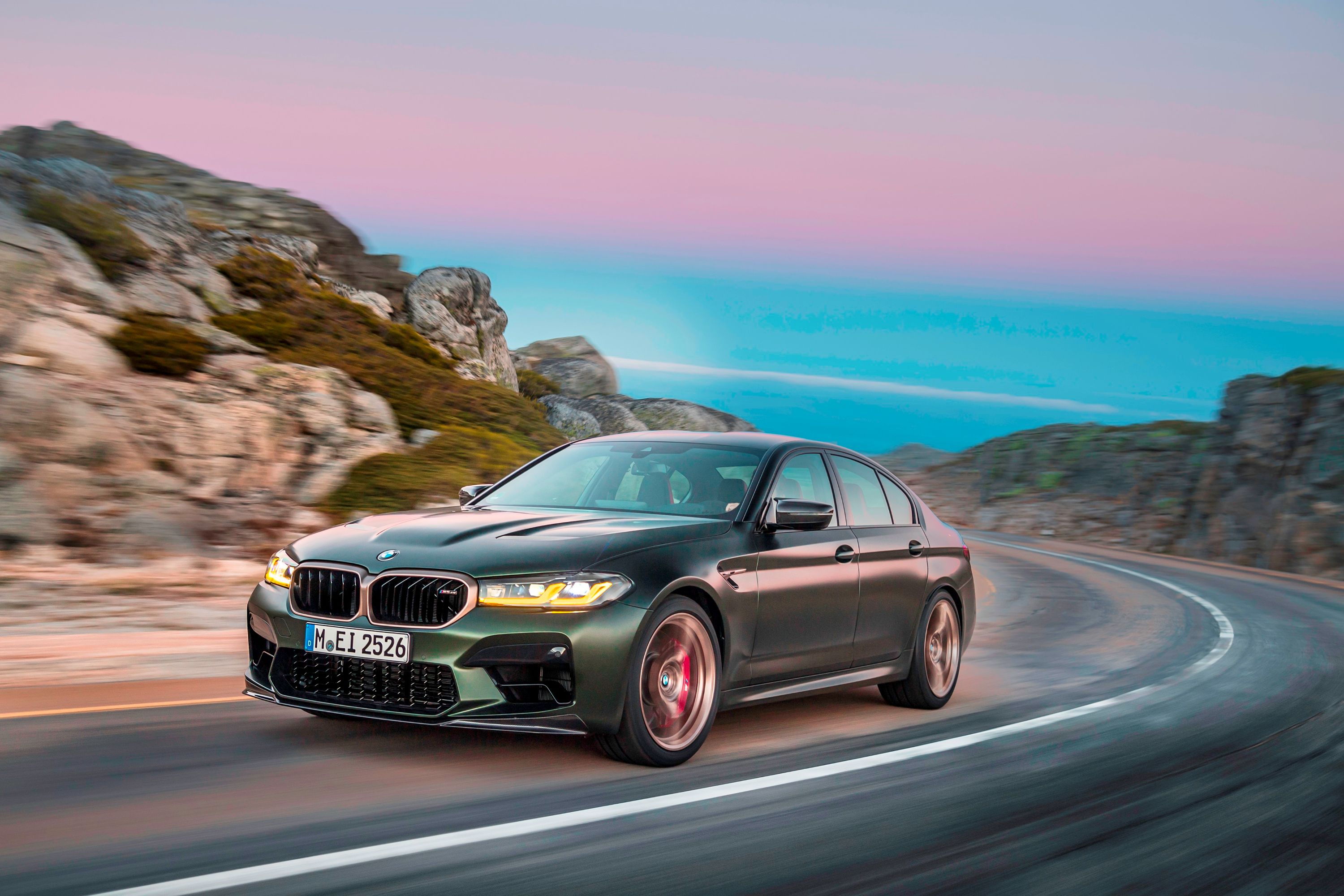 627-HP BMW M5 CS Is Slower Than 617-HP M8 Competition