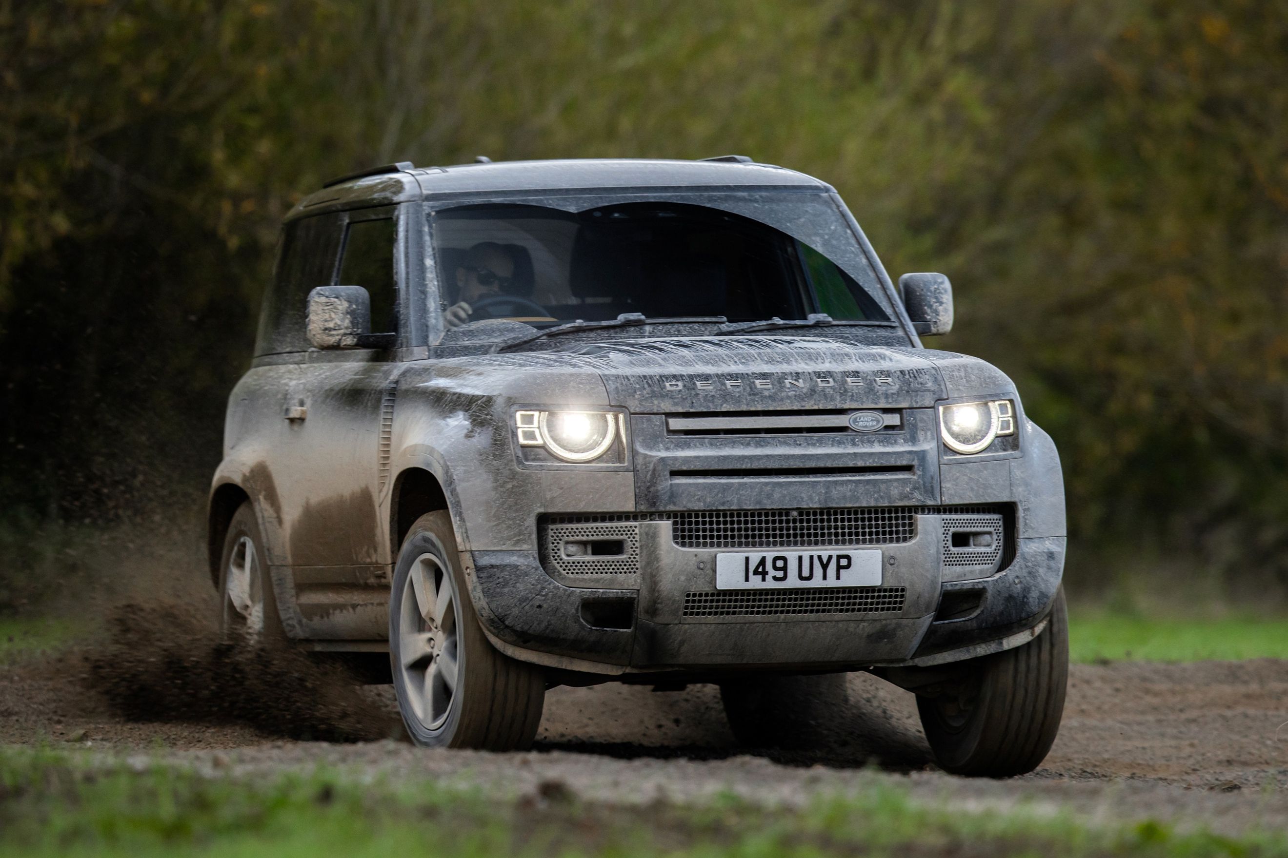 Wait Times For The Land Rover Defender Are About To Get Longer