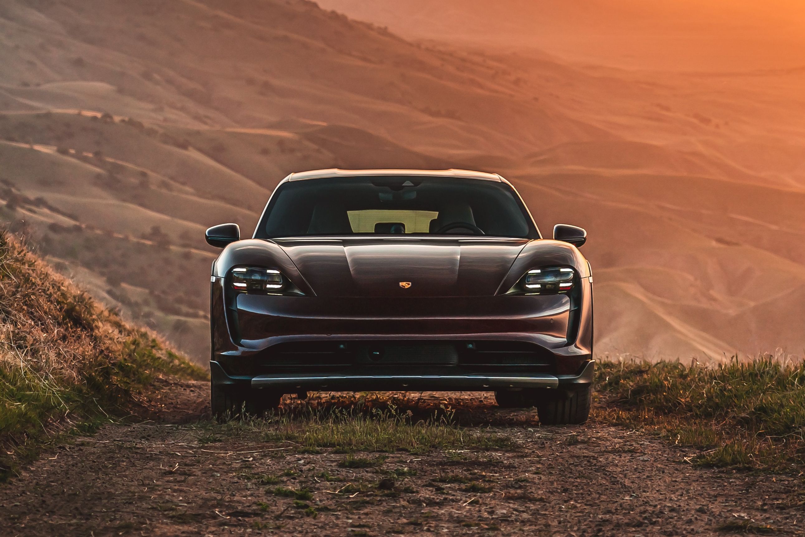 Best Cars Priced from $100k to $200k | 2024 Ratings | CarBuzz
