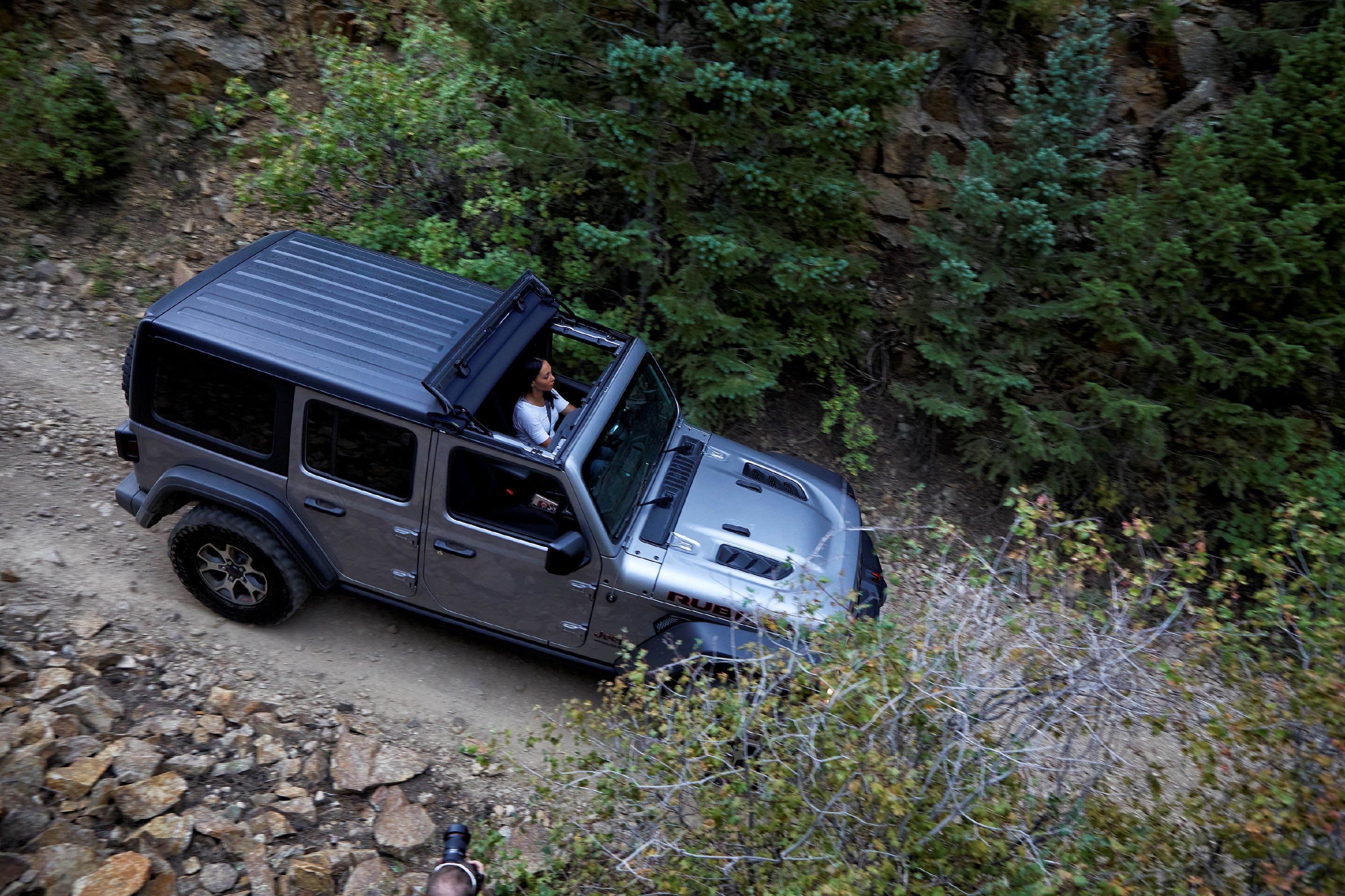 Jeep Introduces Folding Flip Roof For Wrangler And Gladiator