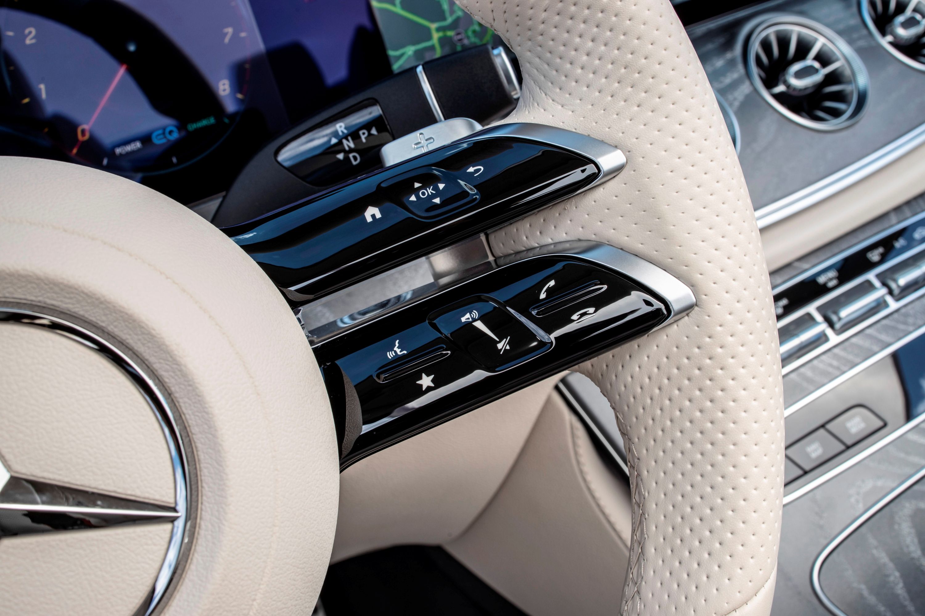 2023 Mercedes-Benz E-Class Convertible Interior Photos