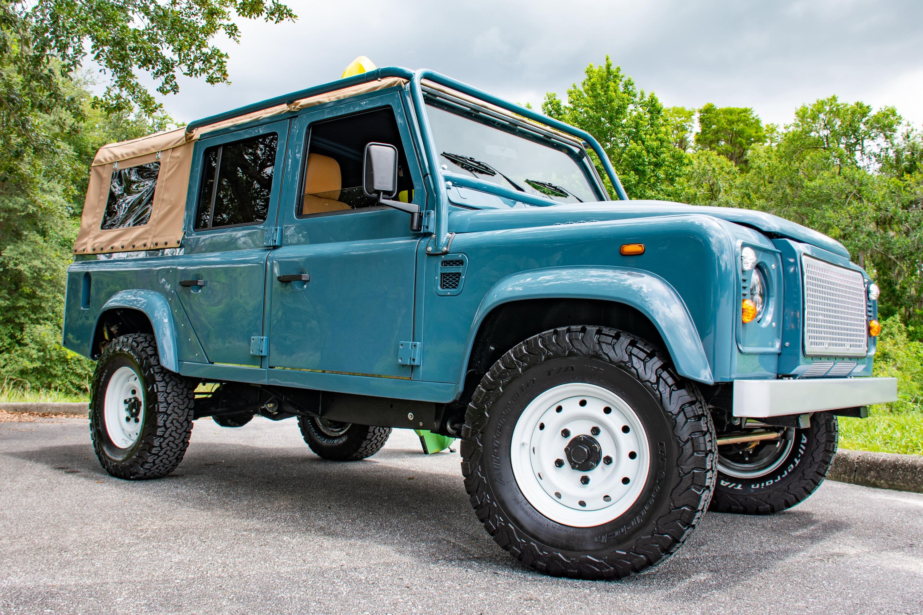 These Restomod Land Rover Defenders Epitomize Old-School-Cool