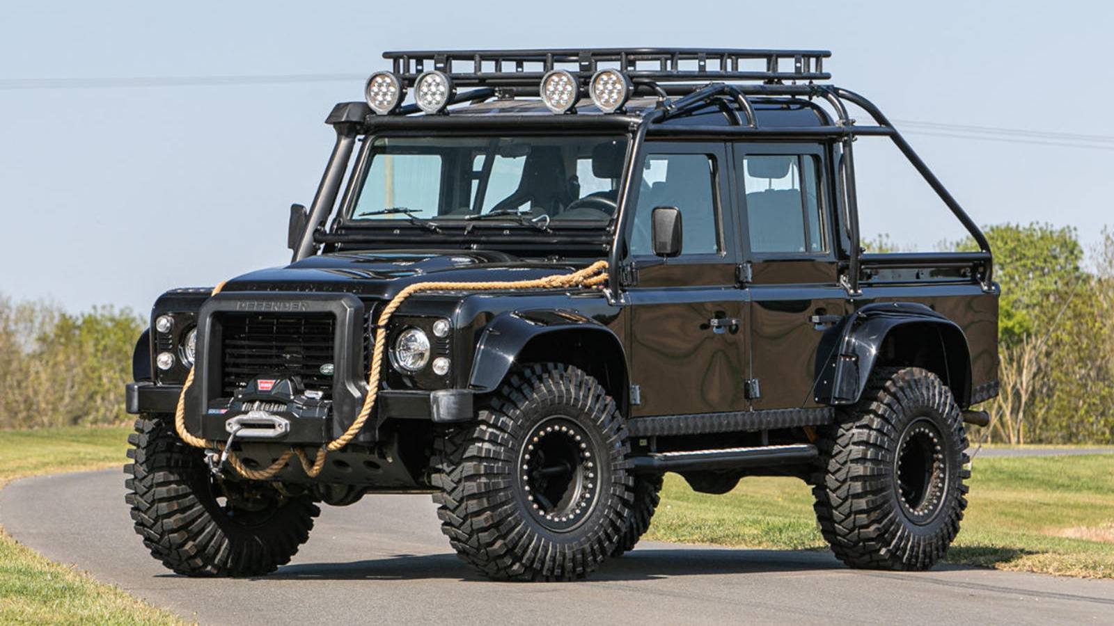 8 Legendary Land Rovers