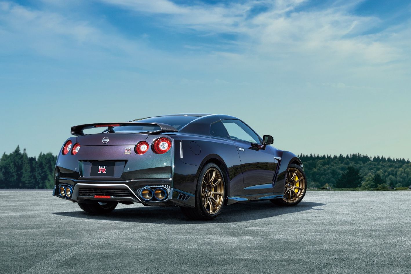 2021 Nissan GT-R - Photos Exterior | CarBuzz