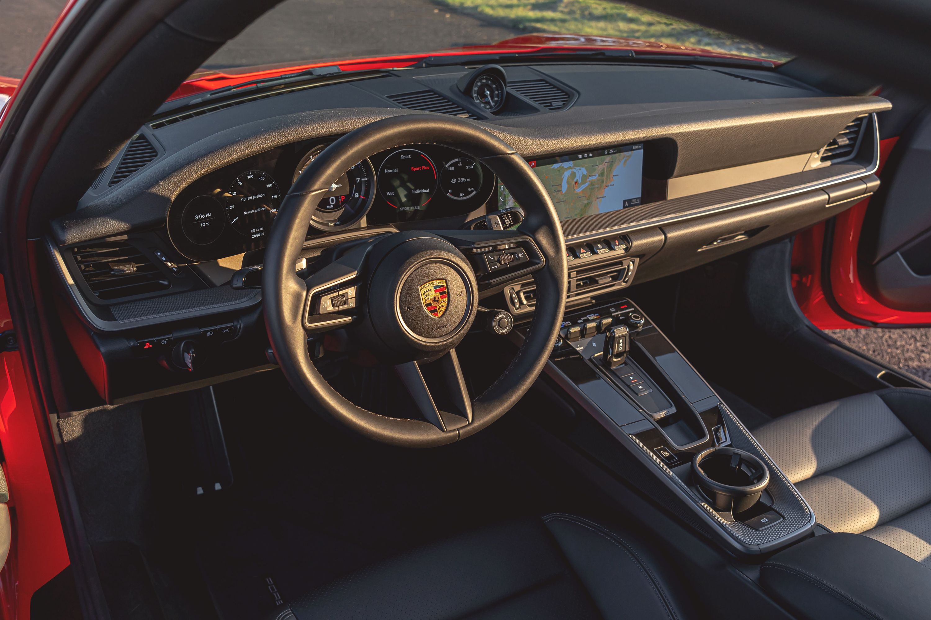 Porsche 911 Carrera 2024 Interior