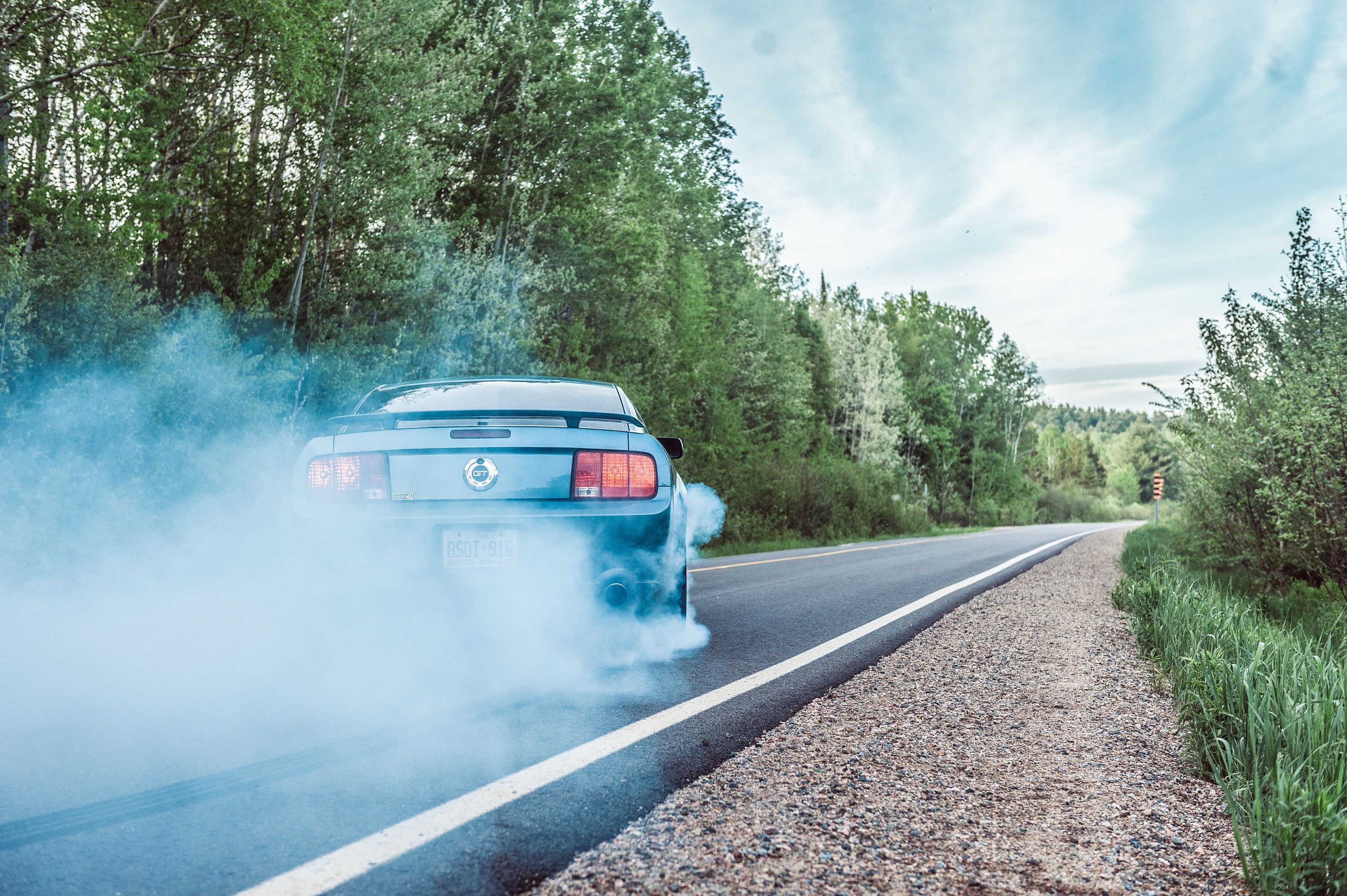 Mastering The Drift: Understeer Vs. Oversteer