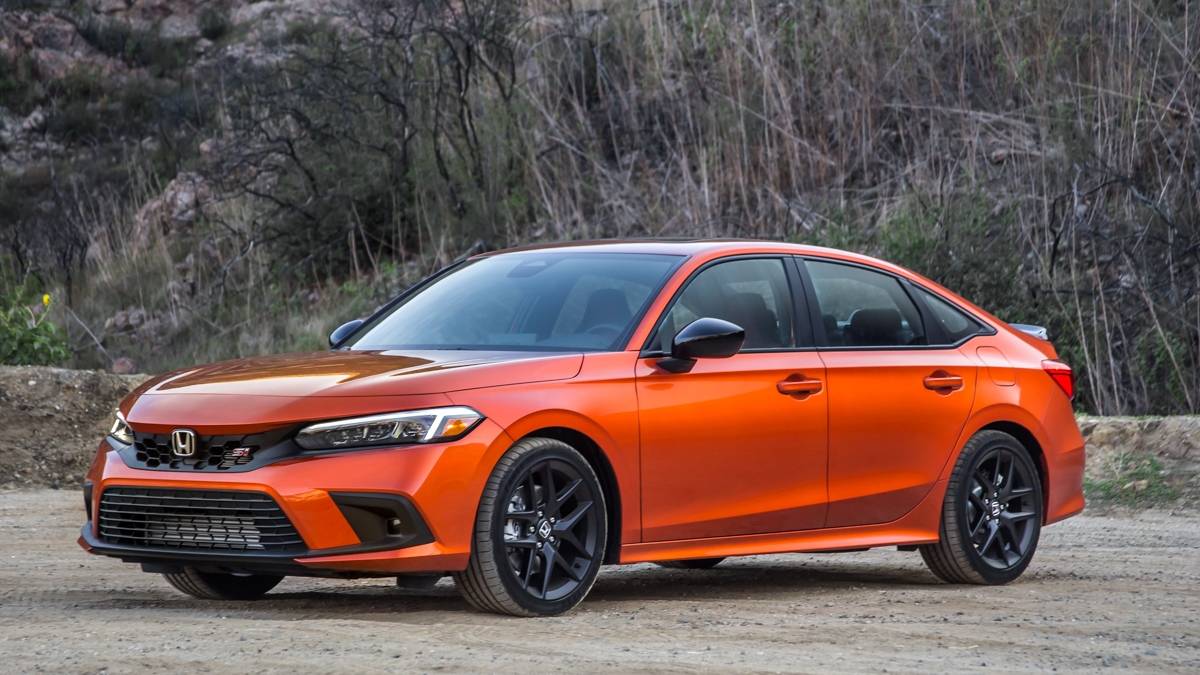 Honda Civic Si Sedan: Review, Pricing, Photos, and Specs