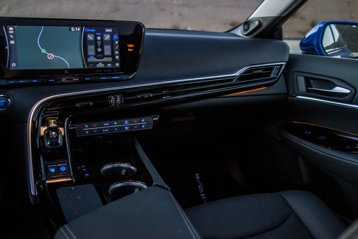 2023 Toyota Mirai Interior Photos