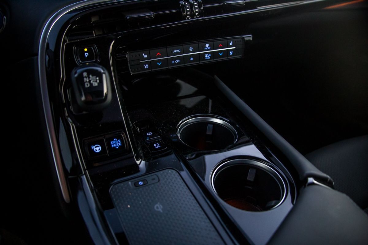 2023 Toyota Mirai Interior Photos